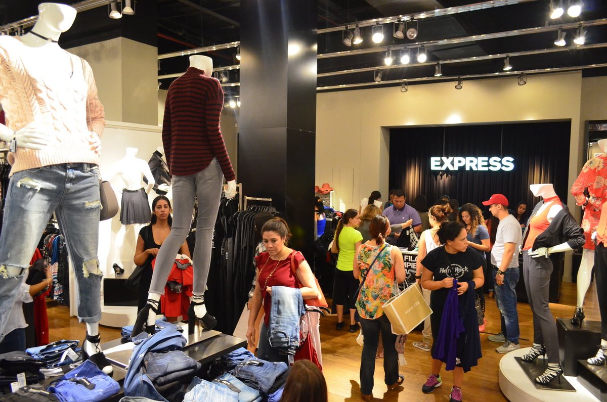 Inicia ‘Panamá Black Weekend’, centros comerciales tendrán horario ...