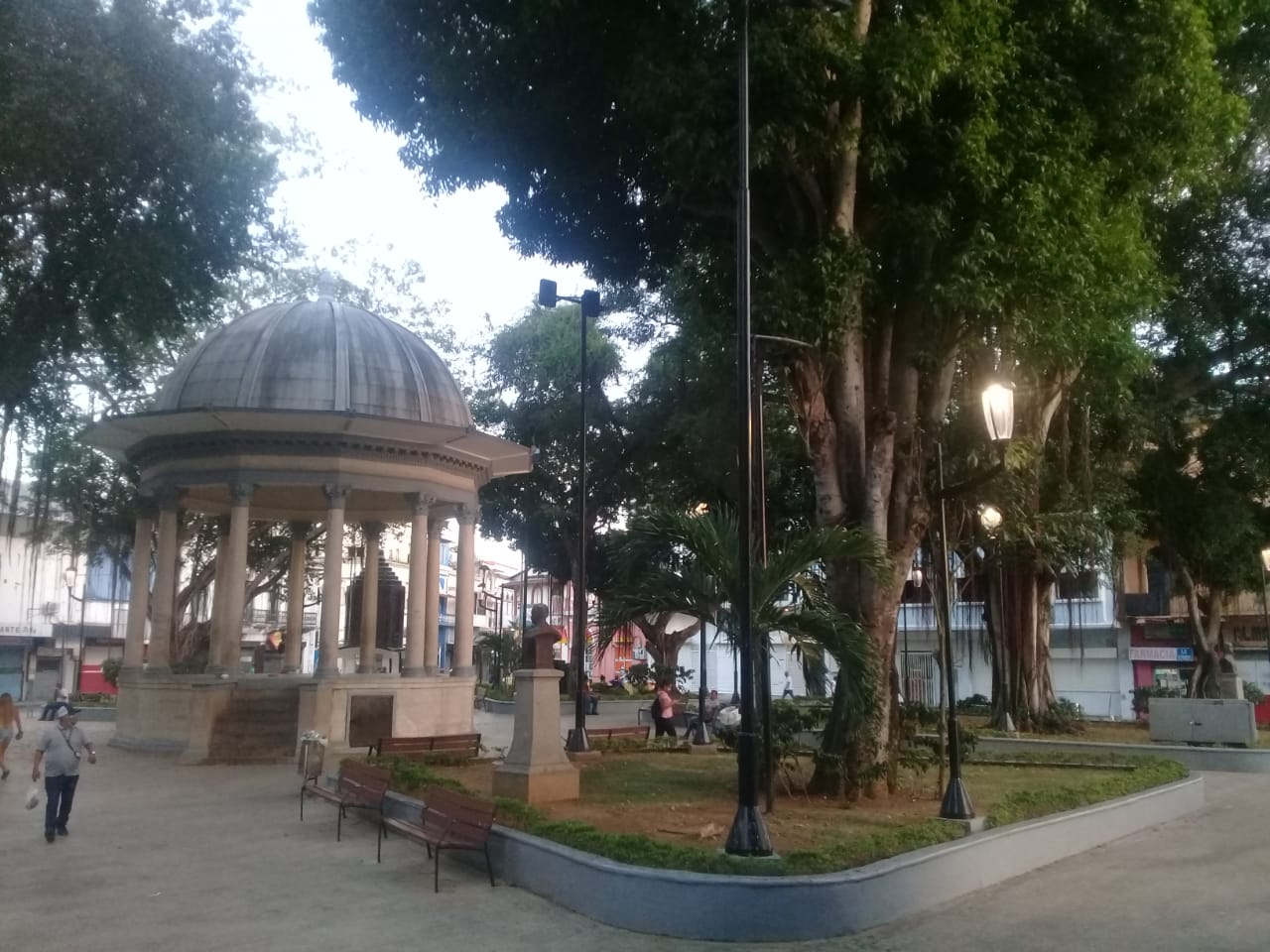 El parque Santa Ana, testigo de nuestra historia – En Segundos Panama
