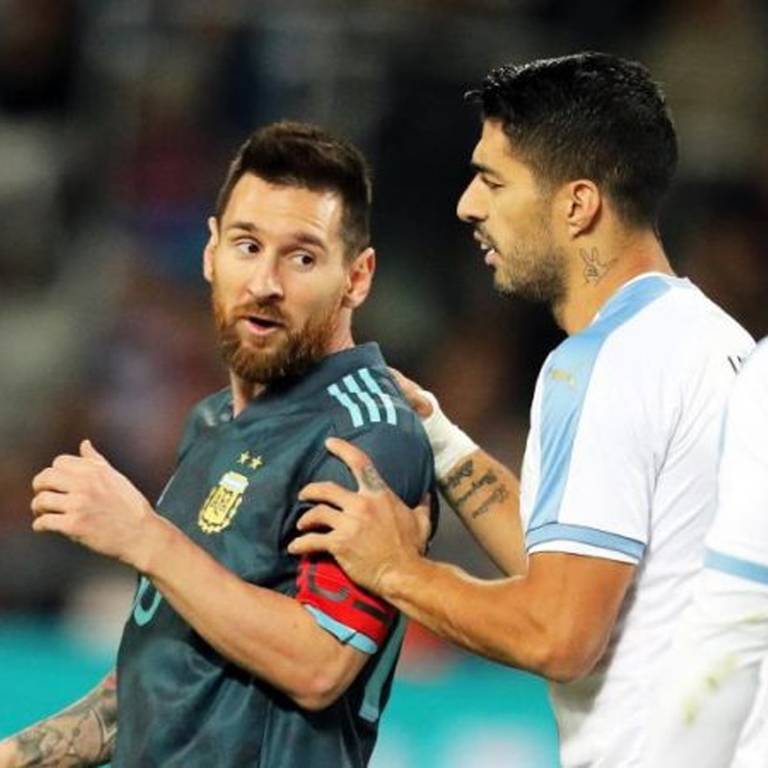 Messi-Suárez: Amigos son los amigos…pero no en el campo de juego – En ...
