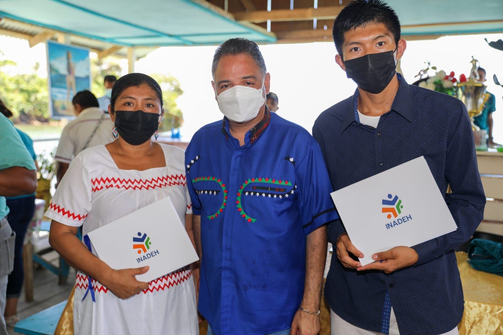 Alrededor de 400 personas son acreditadas al culminar cursos del Inadeh ...