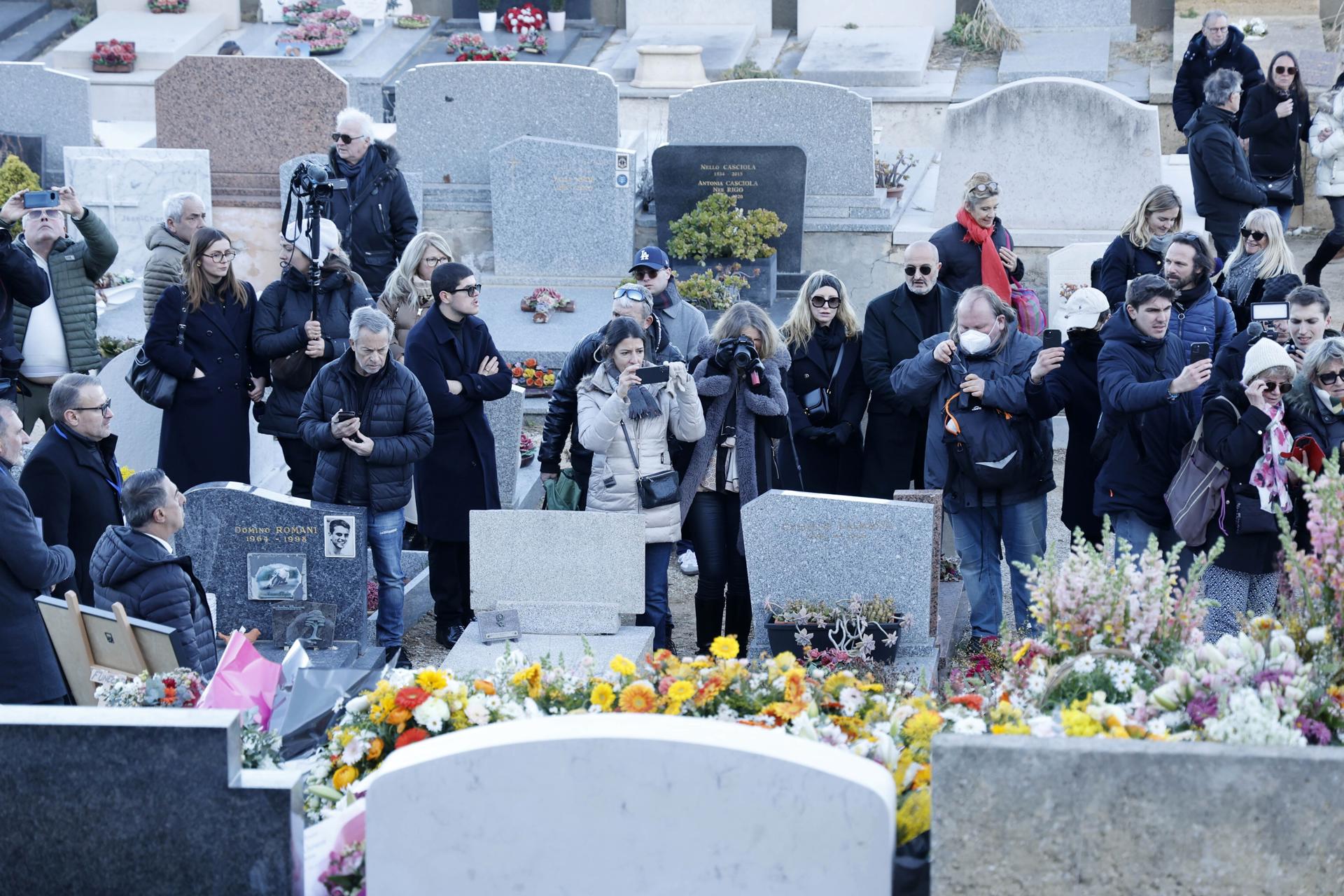 Multitudinaria despedida a Brigitte Bardot en Saint-Tropez – En ...