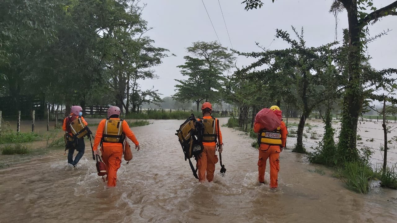 Veraguas: Más de una docena de familias evacuadas por desbordamiento de ...